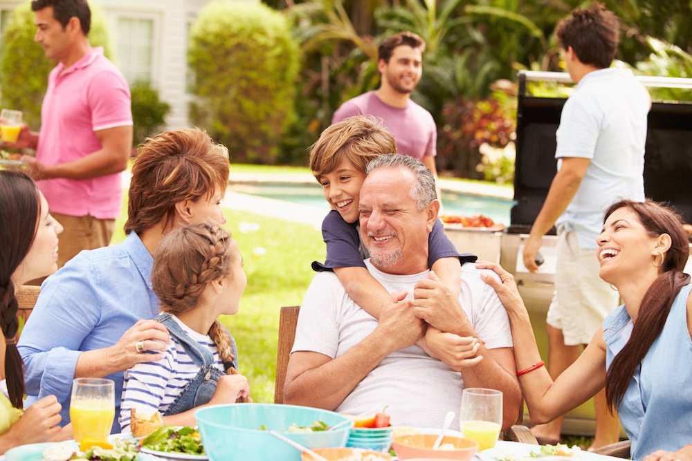 7 Secrets why your neighbor’s family is happy - CakenGifts.in